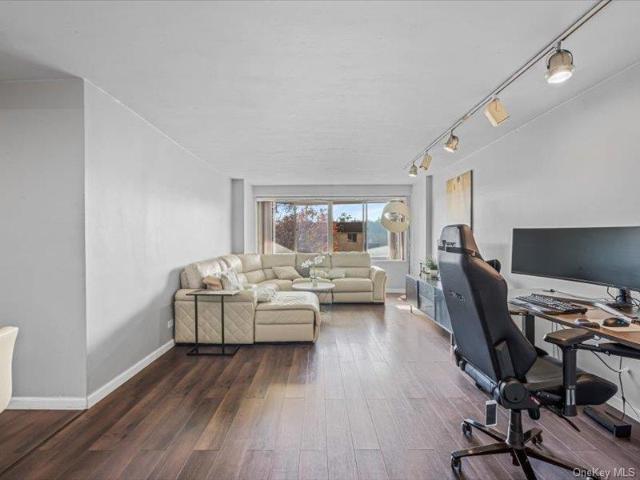 18 15 th Street 1 P