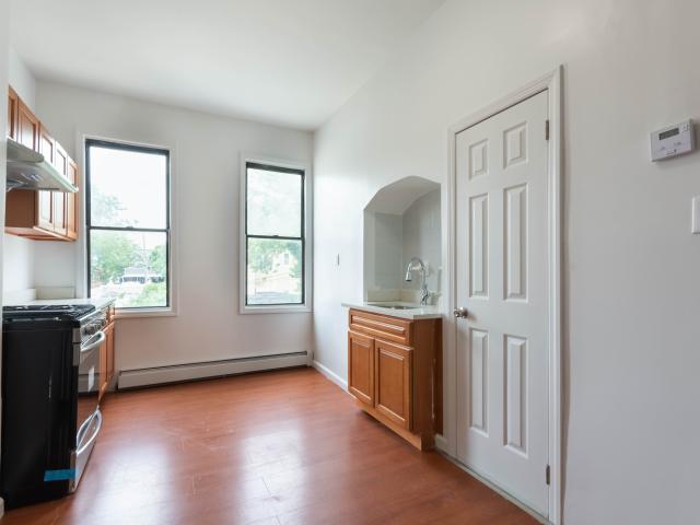 18 15 Himrod Street, Queens, NY