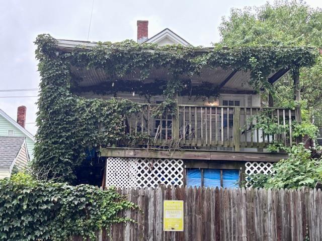 18 20 Maple Street