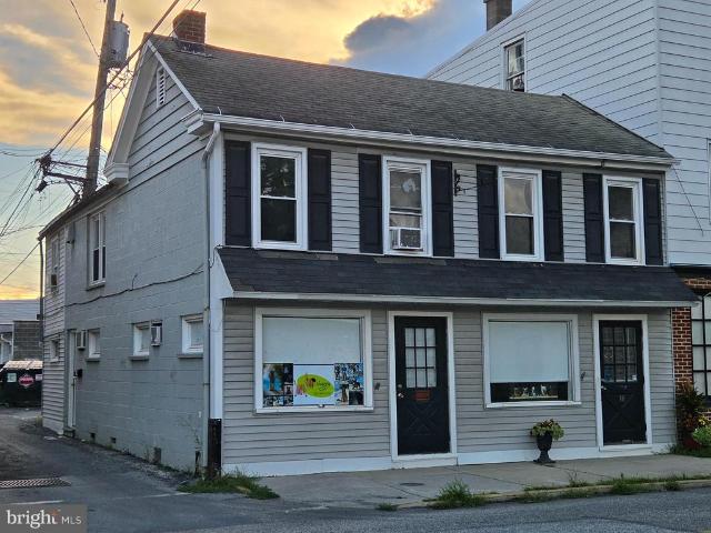 18 20 S Market Street
