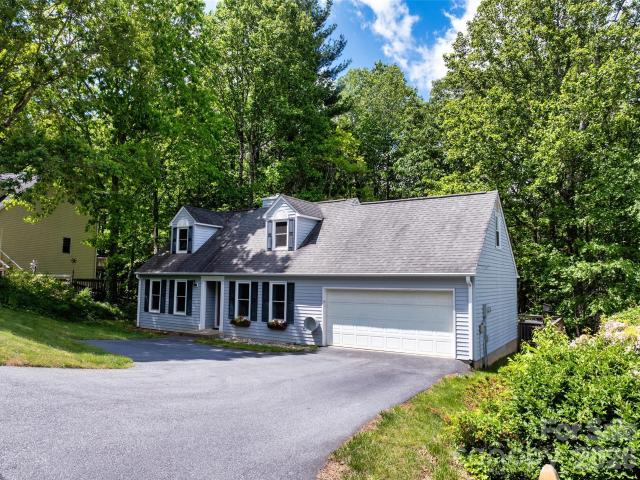 18 Tarragon Place