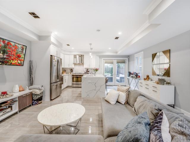 18 Thorne St # 1