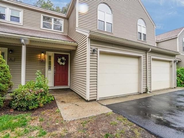 18 Thayer Pond Dr Unit 3, Oxford, MA 01537