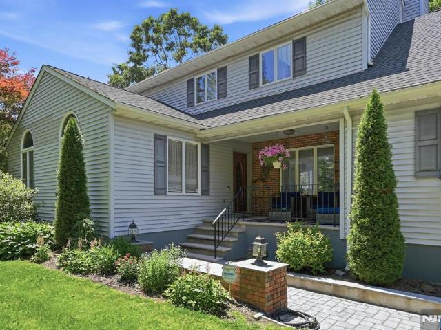 18 Tice Road