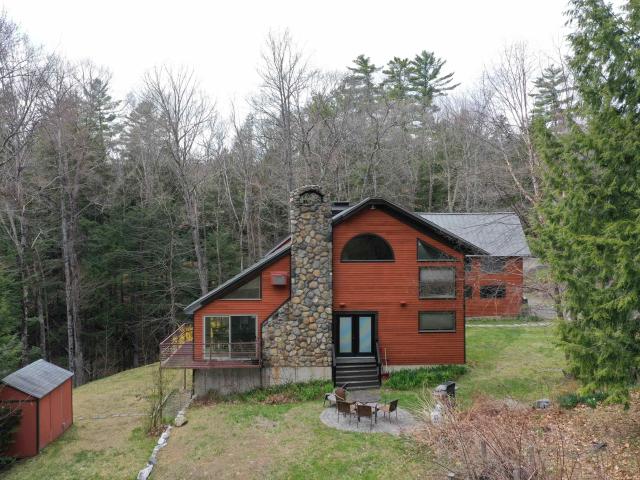 18 Treeline Road