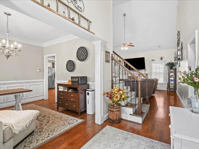 18 Treewood Lane