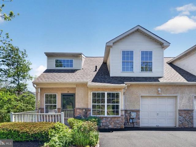 18 Trent Ln Unit 18, Norristown, PA 19401