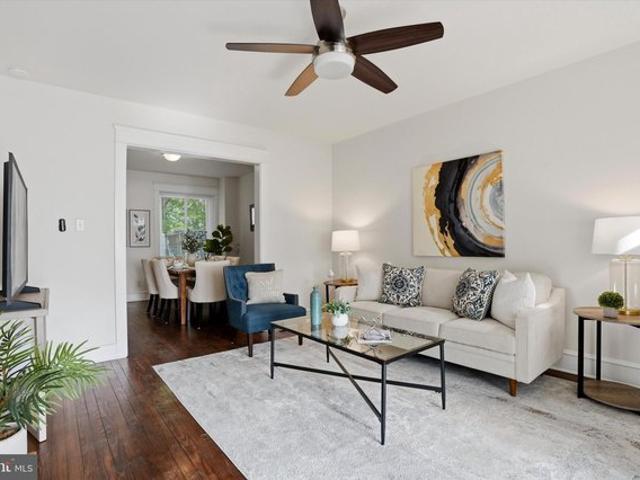 18 Vernon Rd, Havertown, PA 19083