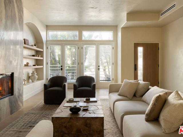 18 Voyage St, Marina del Rey, CA 90292 | MLS #26656