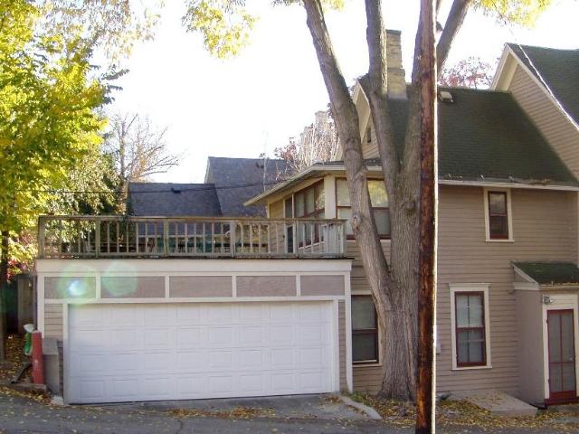 18 W Gilman Street