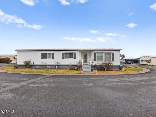 18 W Washington Ave, Unit 23, Yakima, WA 98903 | MLS #26 254 | Compass