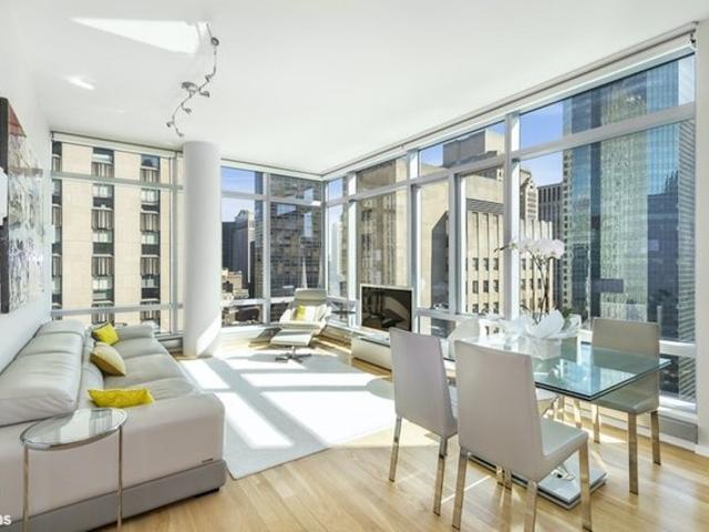 18 W 48th St Apt 30B, Manhattan, NY 10036