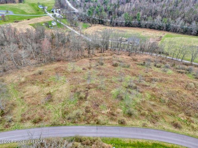18 Walnut Ridge Drive