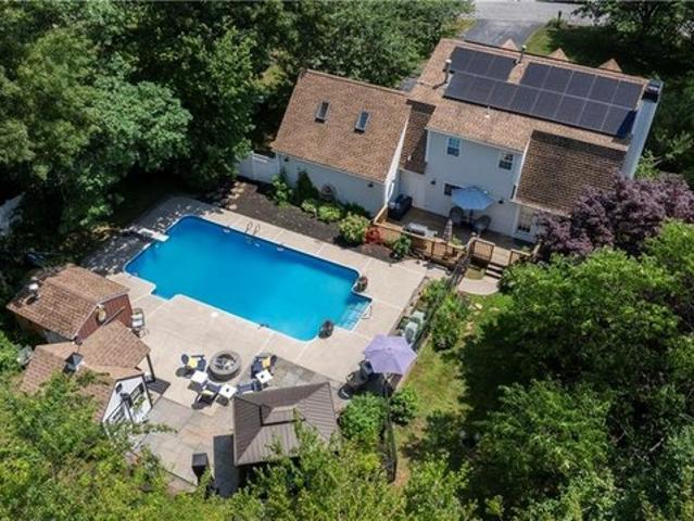 18 Watch Hill Way, South Kingstown, RI 02879