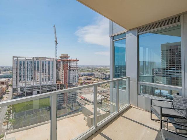 18 West Monroe Street 1 Bedroom Apartment for Rent at 17 W Monroe St #1263177P, Phoenix, AZ 85003 Downtown Phoenix