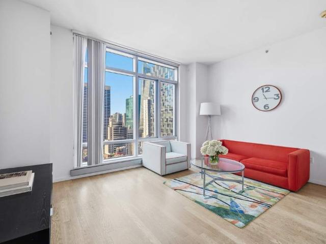 18 West 48th Street, New York, NY