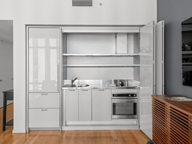 18 West 48th Street, Unit 22A