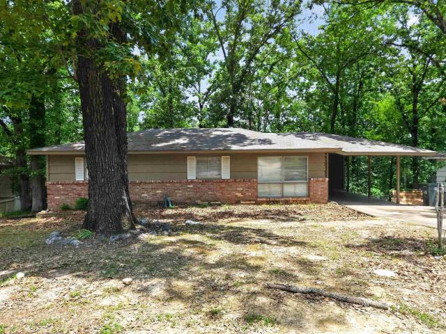 18 Westmont Cir Circle