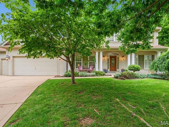 18 Wind Hill Ct, O'Fallon, MO 63368