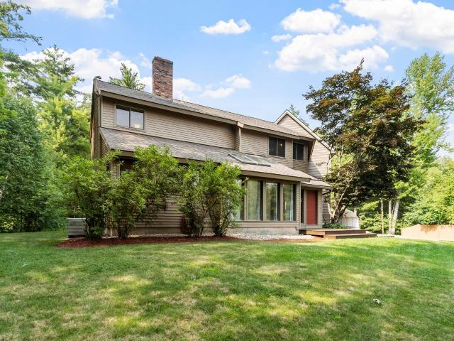 18 Windsor Boulevard
