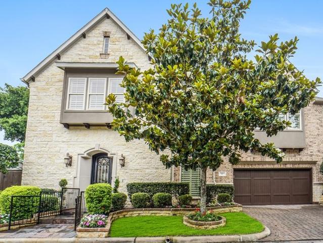 18 Windsor Ct, Houston, TX 77055