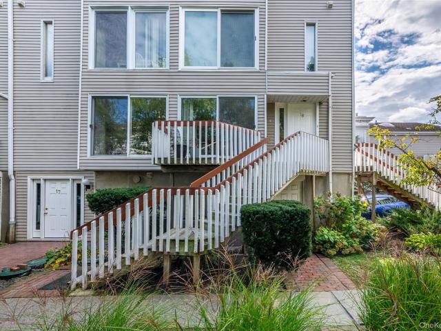 18 Windward Lane 17
