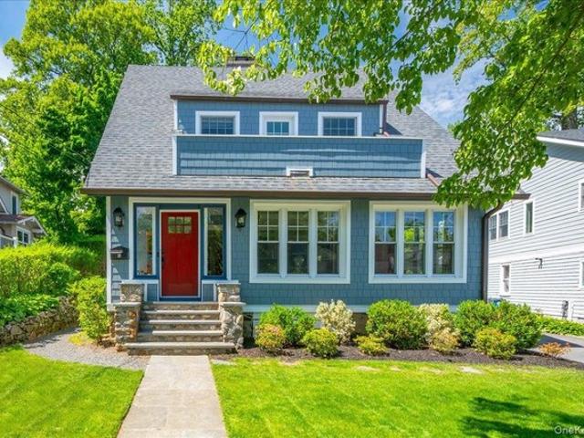 18 Wildwood Rd, Larchmont, NY 10538