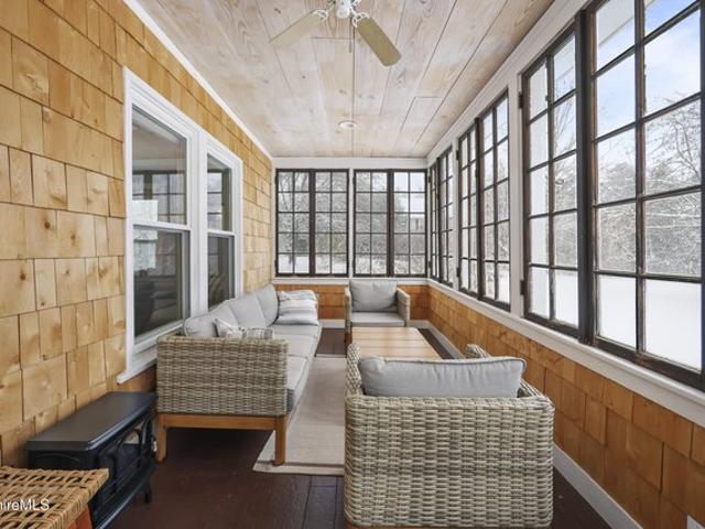 18 Willow Ln, Lenox, MA 01240
