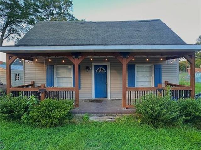 18 Adger St, Pelzer, SC 29669