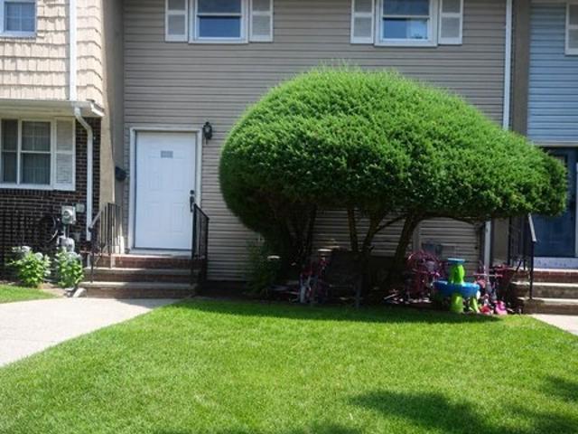 18 Alan Rd, Spring Valley, NY 10977
