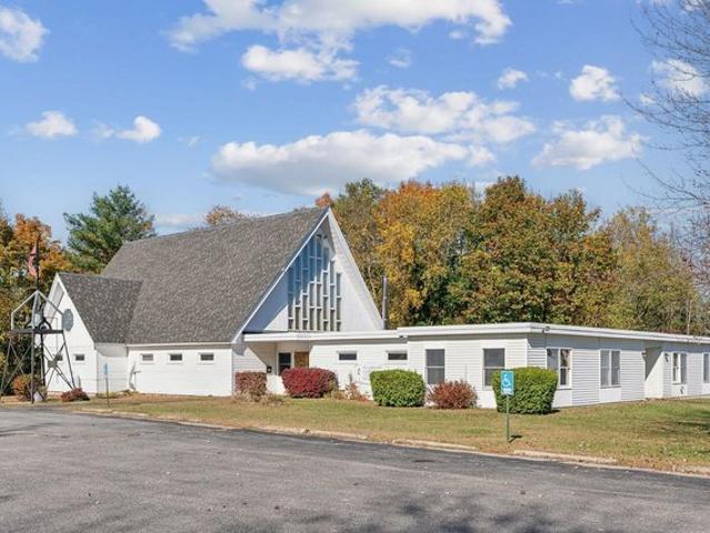 18 Asbury St, Randolph, ME 04346