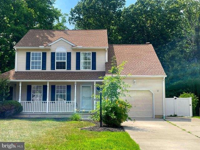 18 Ardsley Cir, Dover, DE 19904