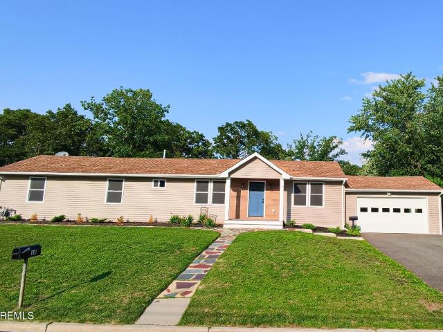 18 Arlyn Drive
