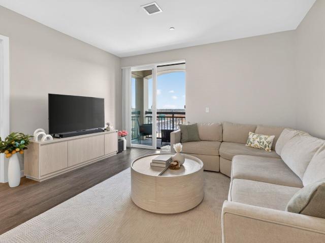 18 Artisan Drive # 404