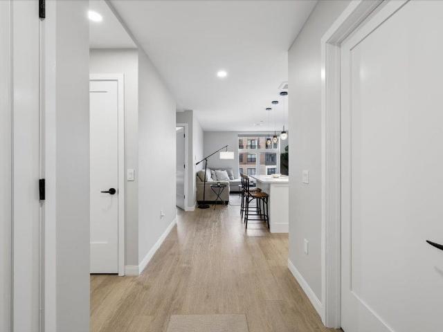18 Artisan Drive