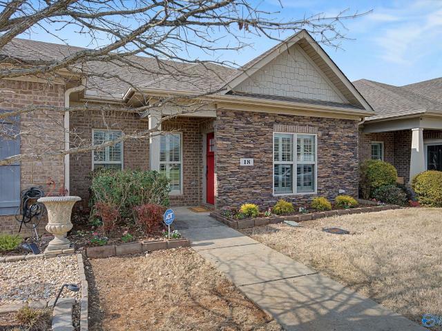 18 Atherton Circle SW