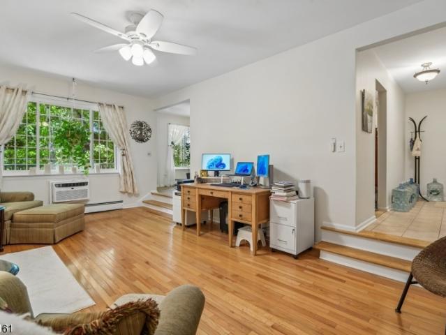 18 B Foxwood Dr Unit B