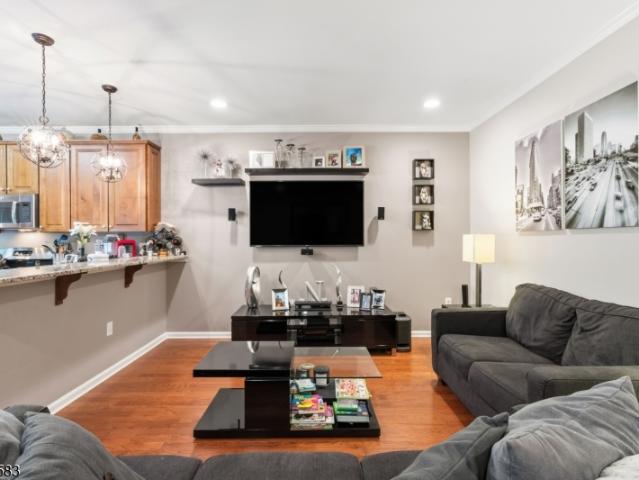 18 Bahr Cir