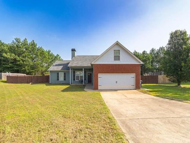 18 Balsa Dr, Phenix City, AL 36869