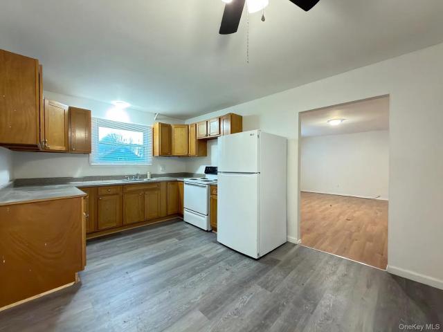 18 Bedford Avenue HOUSE