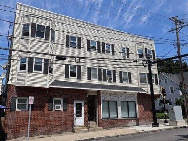 18 bedroom, Malden MA 02148 104482354