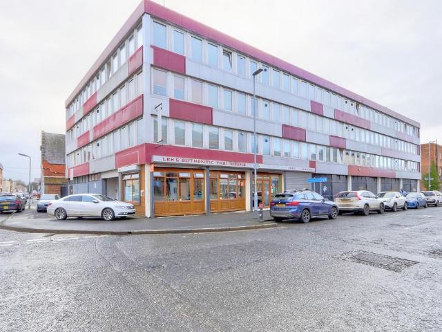 18 bedroom block of apartments for sale