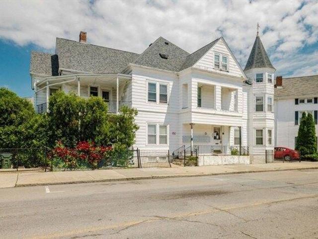 18 bedroom, Fall River MA 02721 104515265