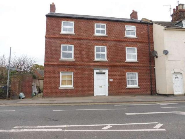 18 Bedroom Flat