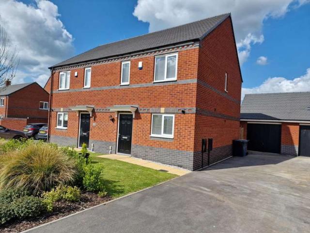 18 Bedroom Semi Detached House