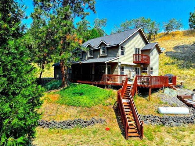 18 Blue Creek Rd, Walla, WA 99362
