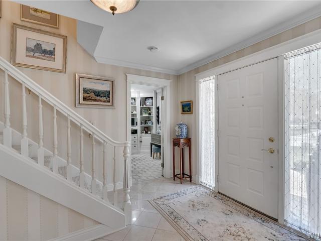 18 Blue Heron Court