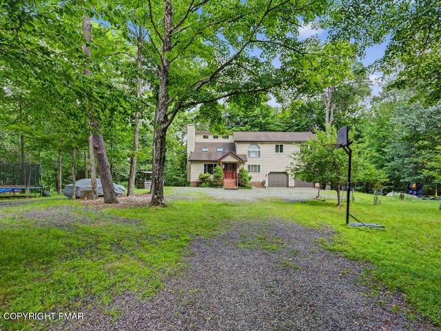 18 Blue Jay Lane
