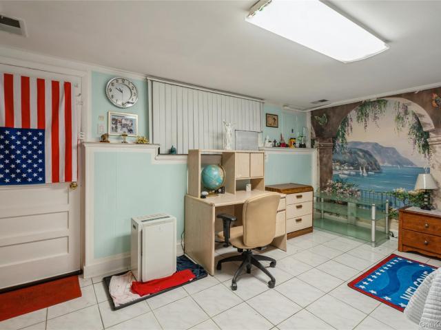 18 Brownsell Avenue