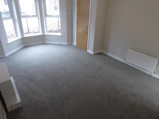 18 Broadway Link, Belfast, BT12 6EX